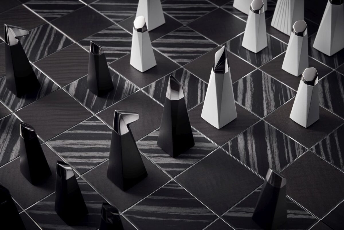 Rolls-Royce Chess Set is Inspired by Its Luxury Cars