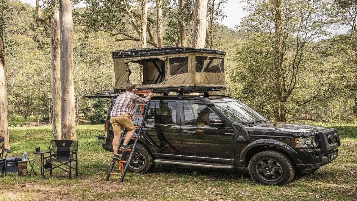Apex RT-P-1600 is High-Tech Rooftop Tent for Camping Vehicles