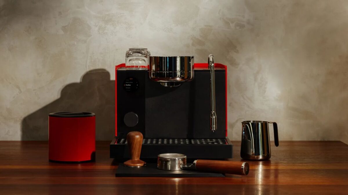 Espresso Series 1 Machine by Fellow is Sleek and Simple to use