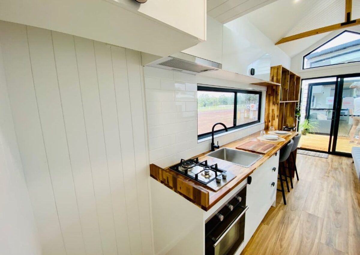 Mondo Tiny House has Impeccable, Space-Saving Layout