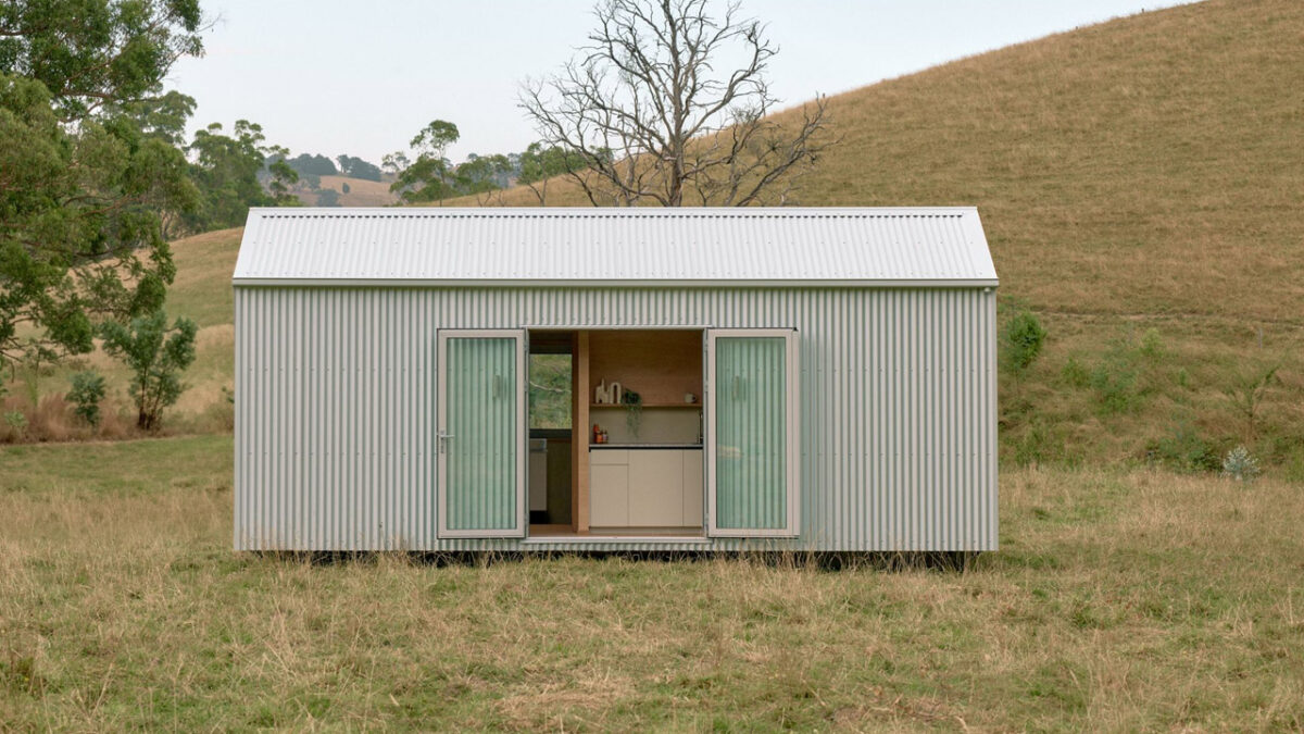 Shearers Quarters Cabin Celebrates Nature and Slow Living