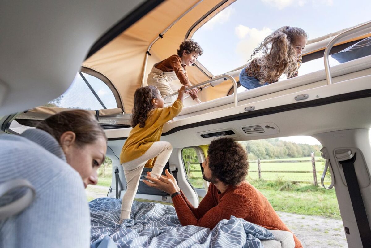 Tonke Volkswagen ID. Buzz Camper Van With Sleeper Roof