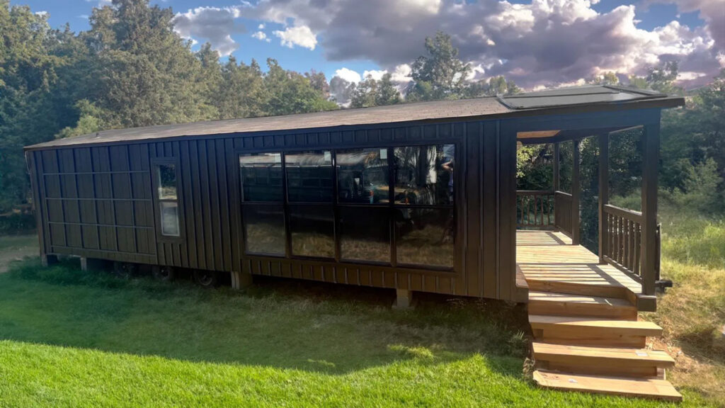 Apartment-Style Casita Tiny House in Texas is Selling for $75,000