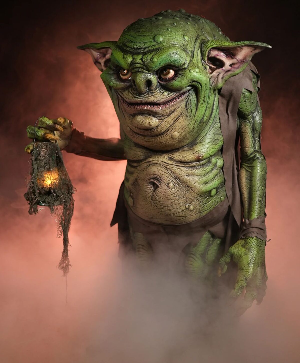 Distortions Unlimited’s Halloween Props and Animatronics are Gory
