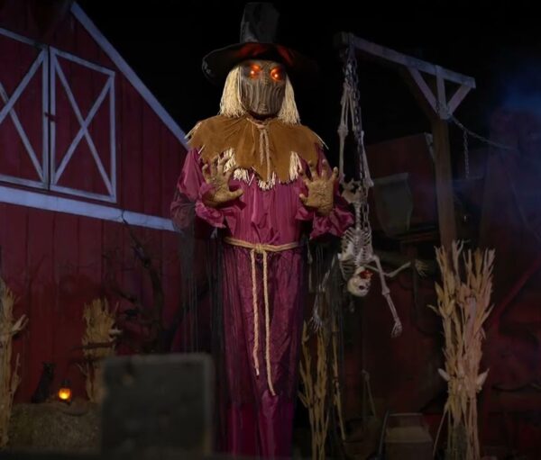 Terrifying New Spirit Halloween 2025 Animatronics Collection Out