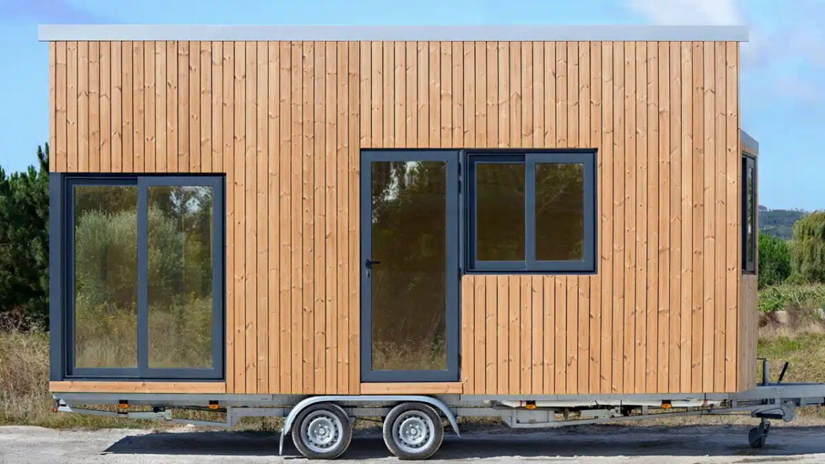 Emma Tiny House With Two Lofts is Ideal for Couples, Solo Living