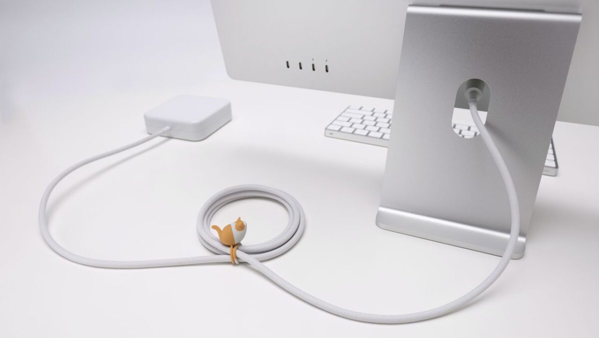Dog-Shaped Magnetic Organizer Sorts Cable Clutter for Good
