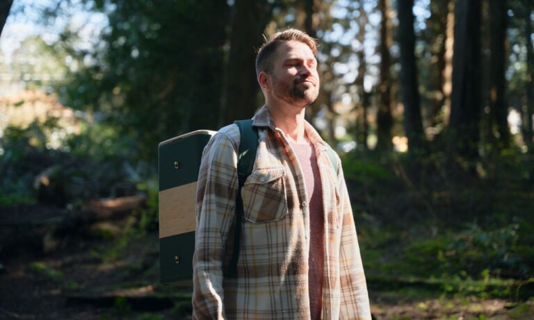 Nomad Box is All-in-one Picnic Basket, Backpack and Cooler