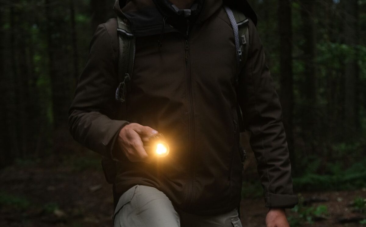 ouTask TD2 Telescopic Lantern is Multi-Functional Outdoor Light