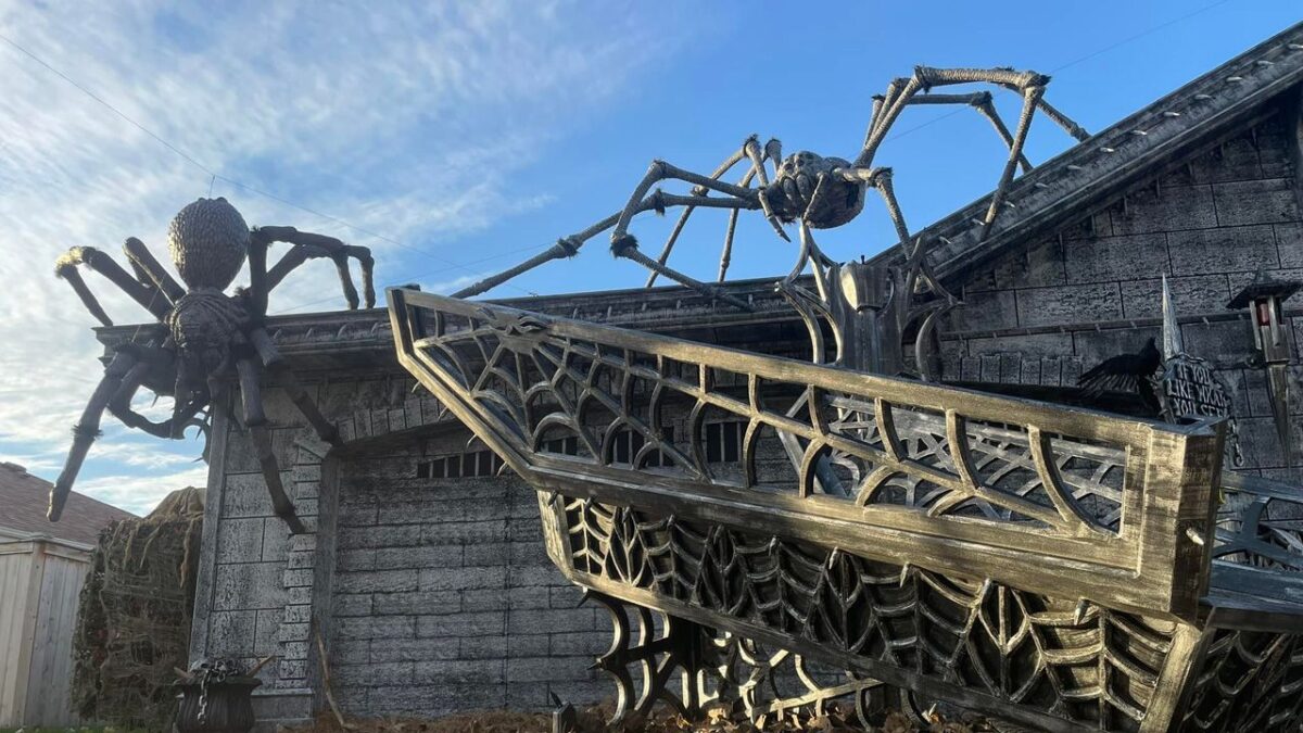 Man Builds Elaborate Haunted Manor of Evil With Huge Spiders
