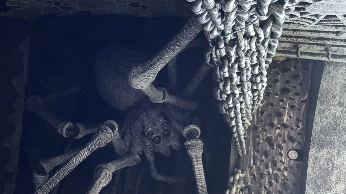 Man Builds Elaborate Haunted Manor of Evil With Huge Spiders