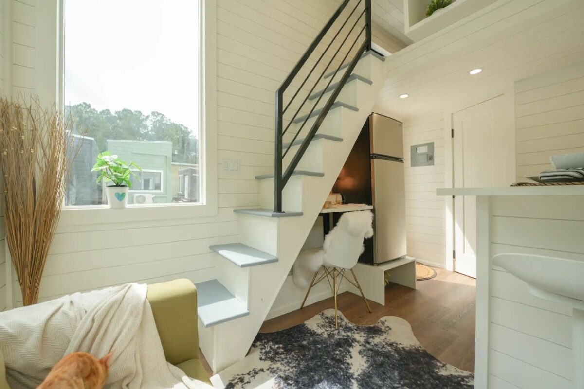 16 ft. Sora Tiny House Defies Spatial Logic, Offers Full-Time Living