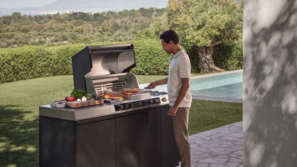 Miele Fire Pro IQ Outdoor Gas Grill Automates Heat to Cook Better
