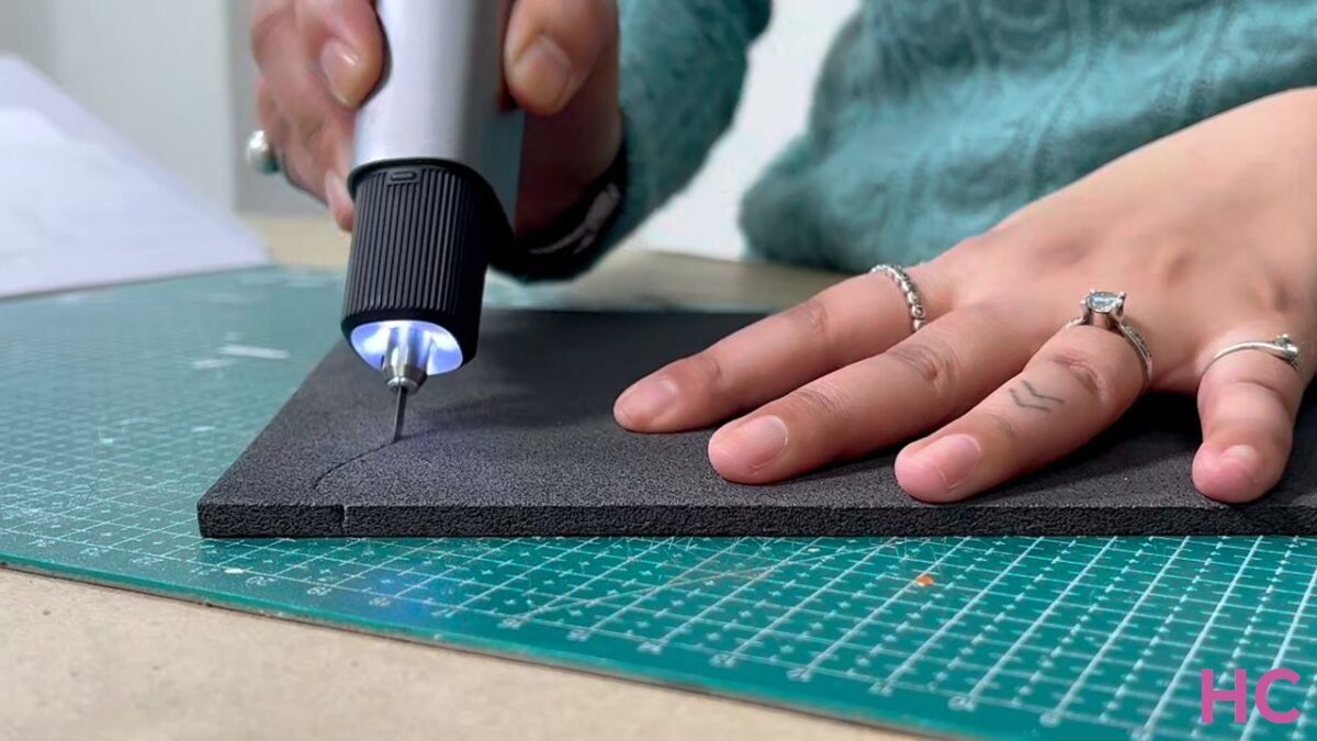 NeoBlade Wireless Ultrasonic Cutter Review: Tool for Finer Details