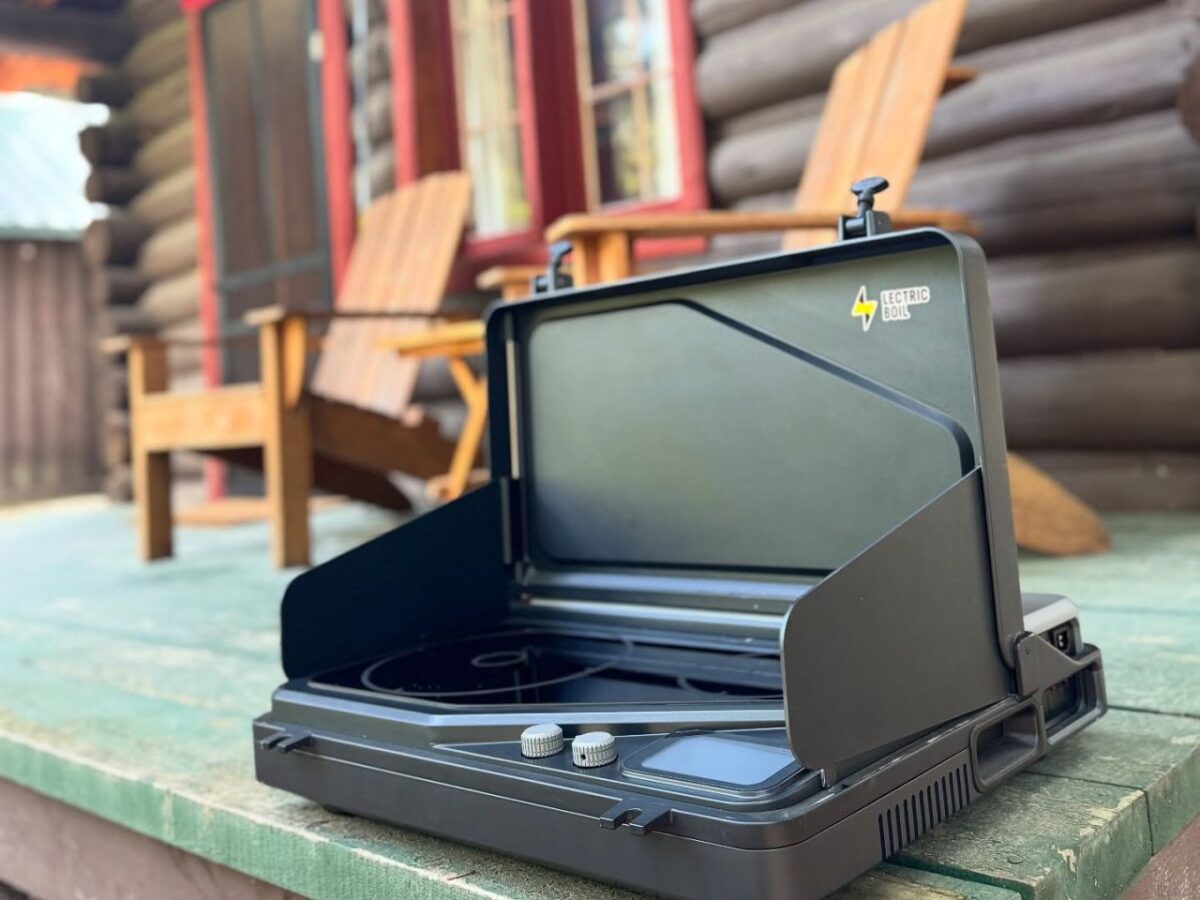 Overlander Battery-Powered Induction Cooks in Wild Without Fire Risks