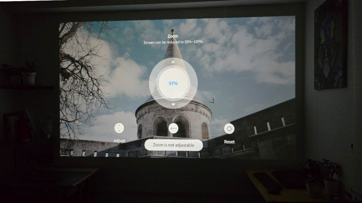 Yaber T1 Pro Review: Full HD Portable Projector With Dolby Audio