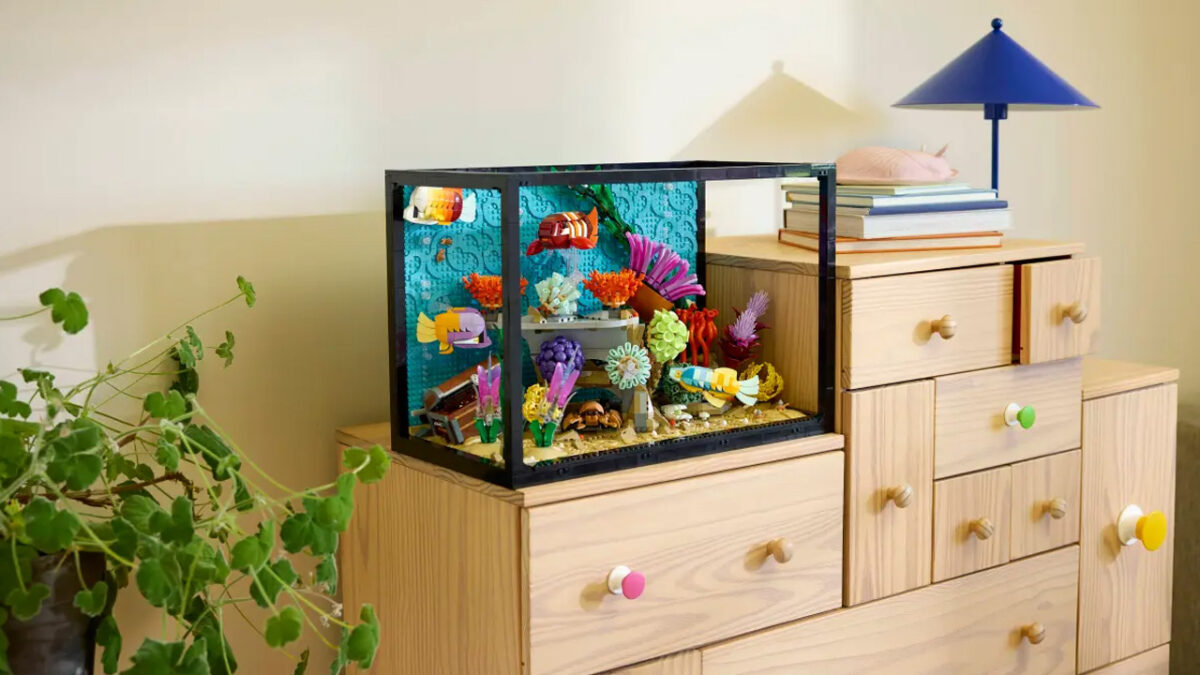 Build Aquatic World With 4,154-Piece Tropical Aquarium LEGO Set