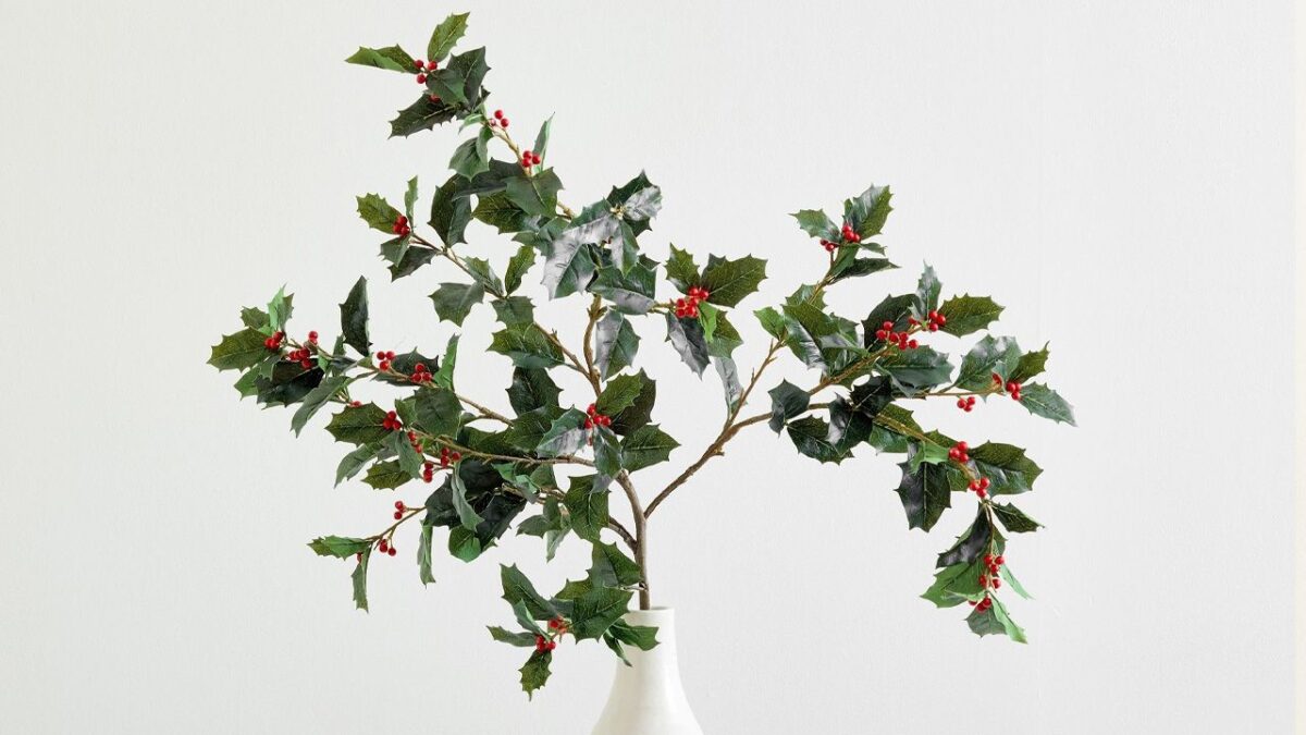 Pottery Barn Christmas Collection Brings Santa’s Favorites Home