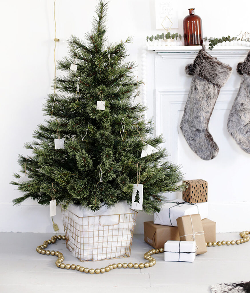 DIY Christmas Tree Stand Base Ideas To Try This Merry Season