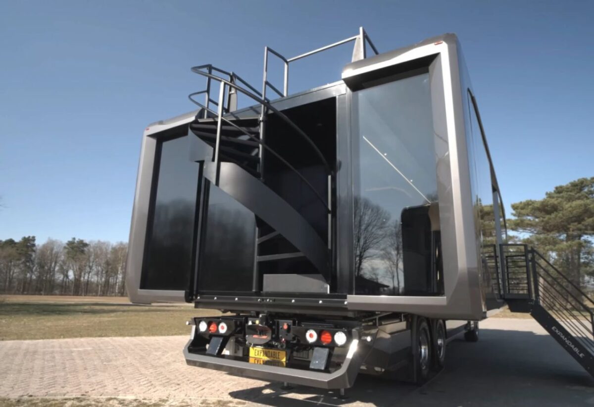 Dakar-Ready Shiver x Expandable RV is Built for Luxury Living