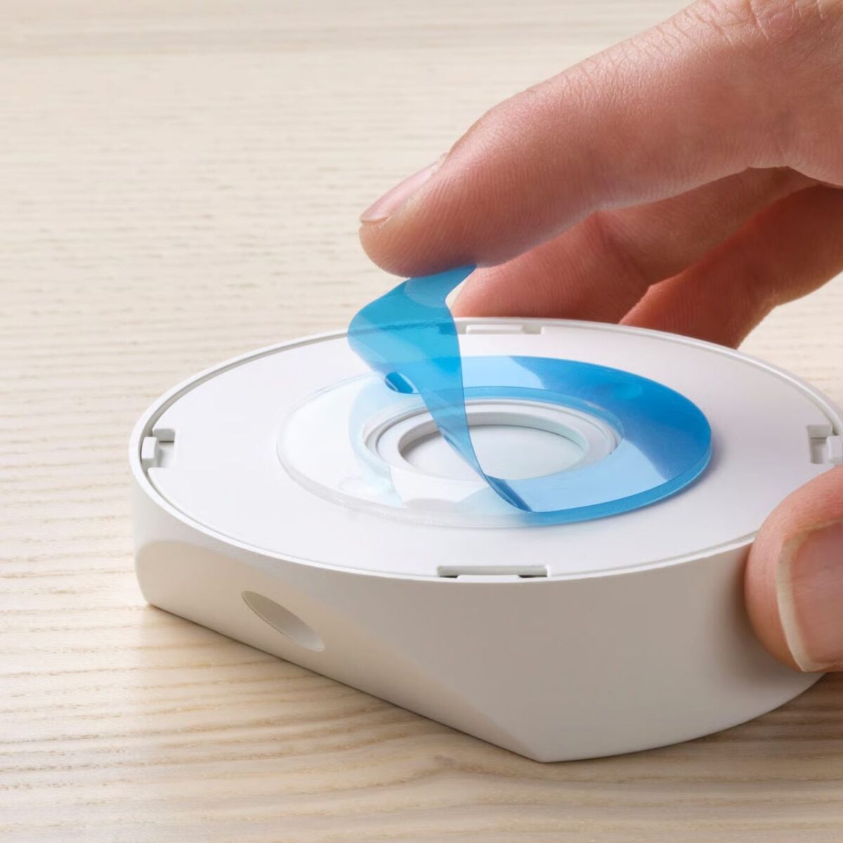 IKEA's Budget-Friendly GÖMPYSSLING Motion Sensor Light