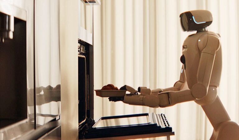 LG CLOiD Humanoid Home Assistant Robot Coming to CES 2026