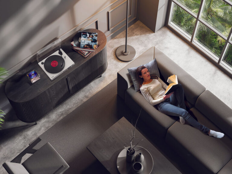Mixx Audio Analog Plus 2-In-1 Turntable Conceals a CD Player
