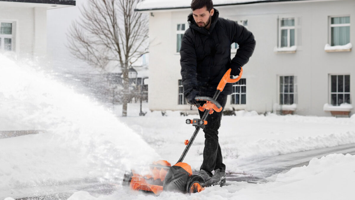 Best Cordless Snow Shovels You Need to Buy This Winter