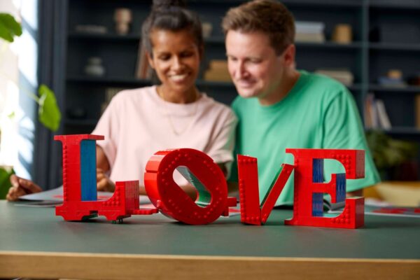 These LEGO Valentine’s Day Sets Will Immortalize Your Love