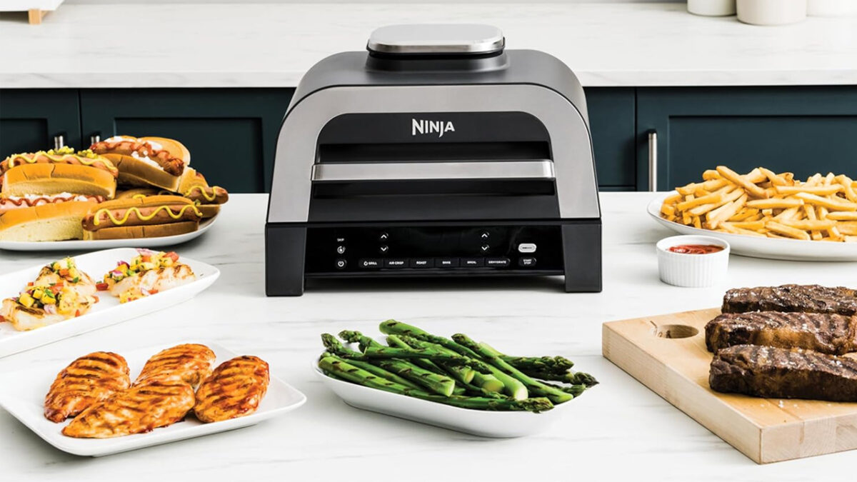 Ninja Foodi Smart XL Grill is Selling at 50% Off on Amazon, Hurry