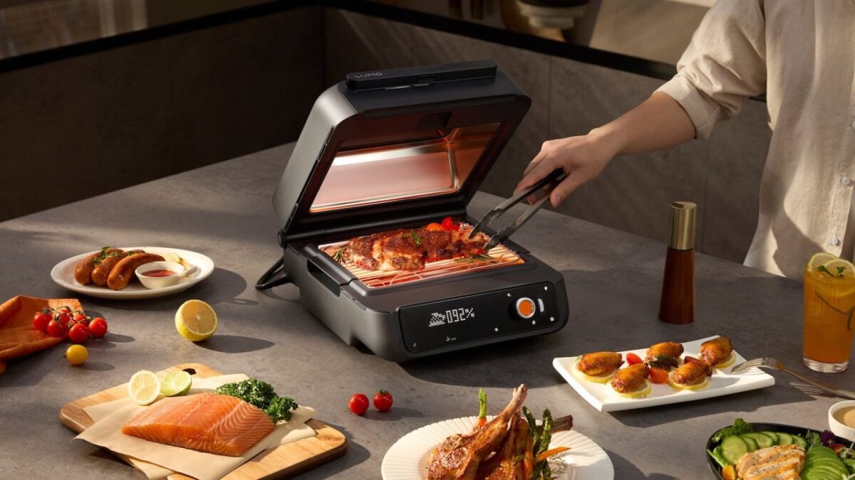 This $300 Grill Combines Oven and BBQ in One Countertop Device