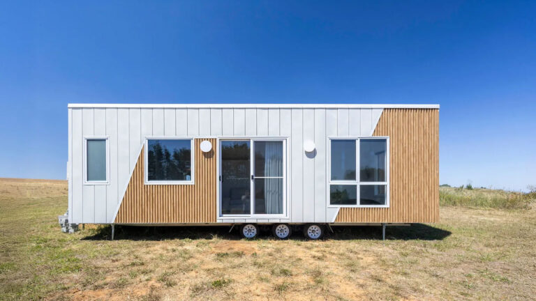 Single-Level Esther Tiny House Offers Warm, Inviting Space for Two